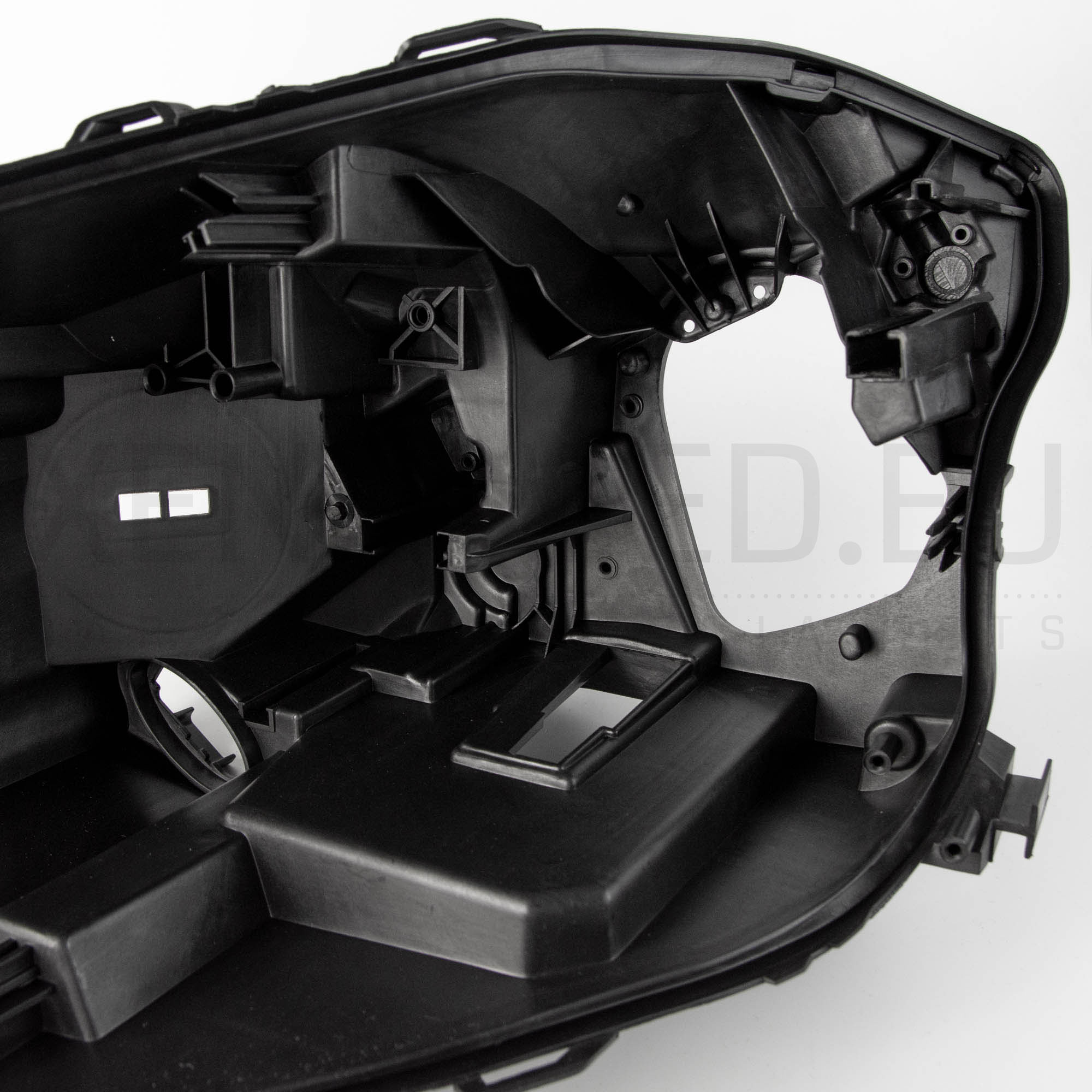 Mercedes - Benz A W176 2013 - 2015 Xenon Headlight Housing Left Side