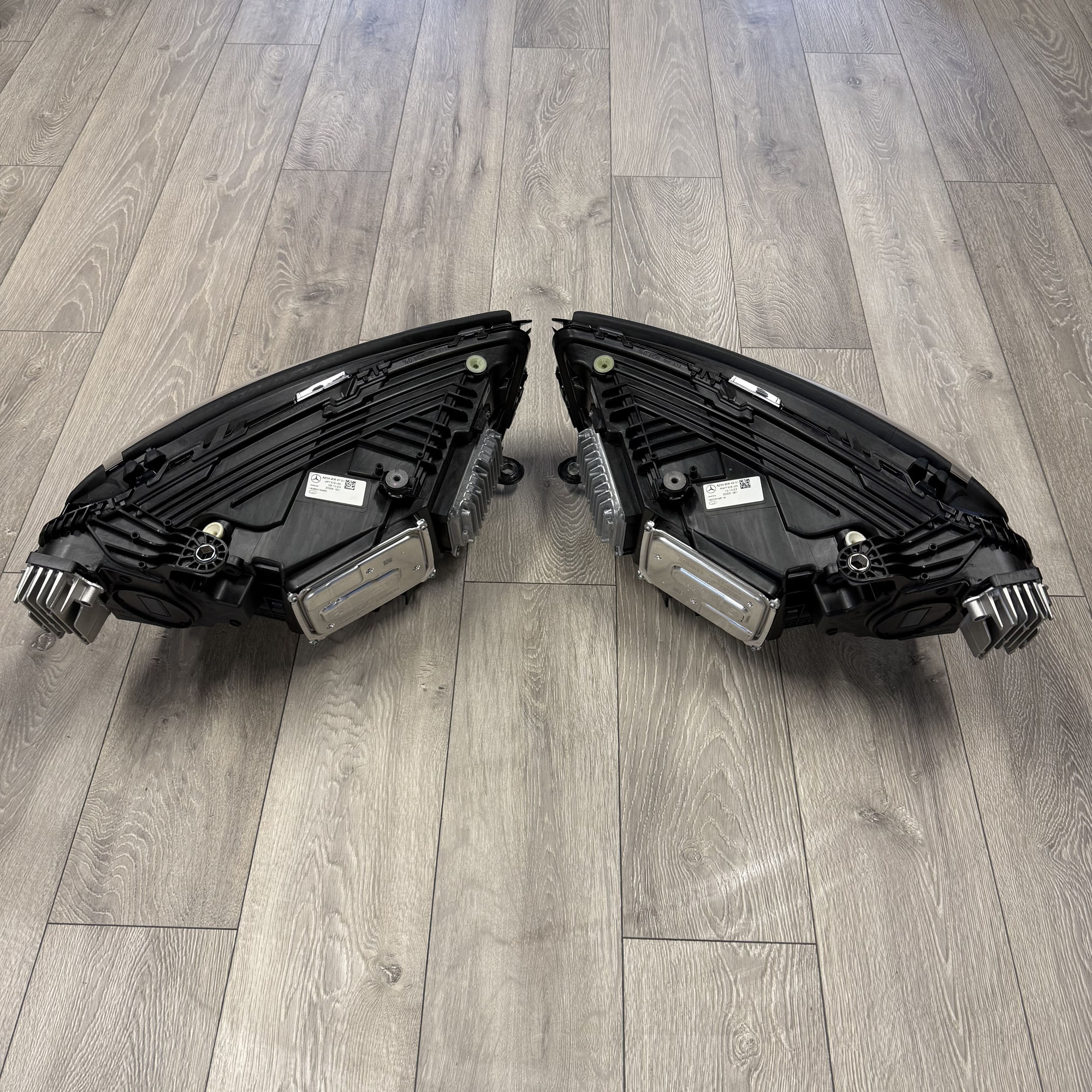 Mercedes - Benz GLC X254 C254 Digital Light Headlights Set