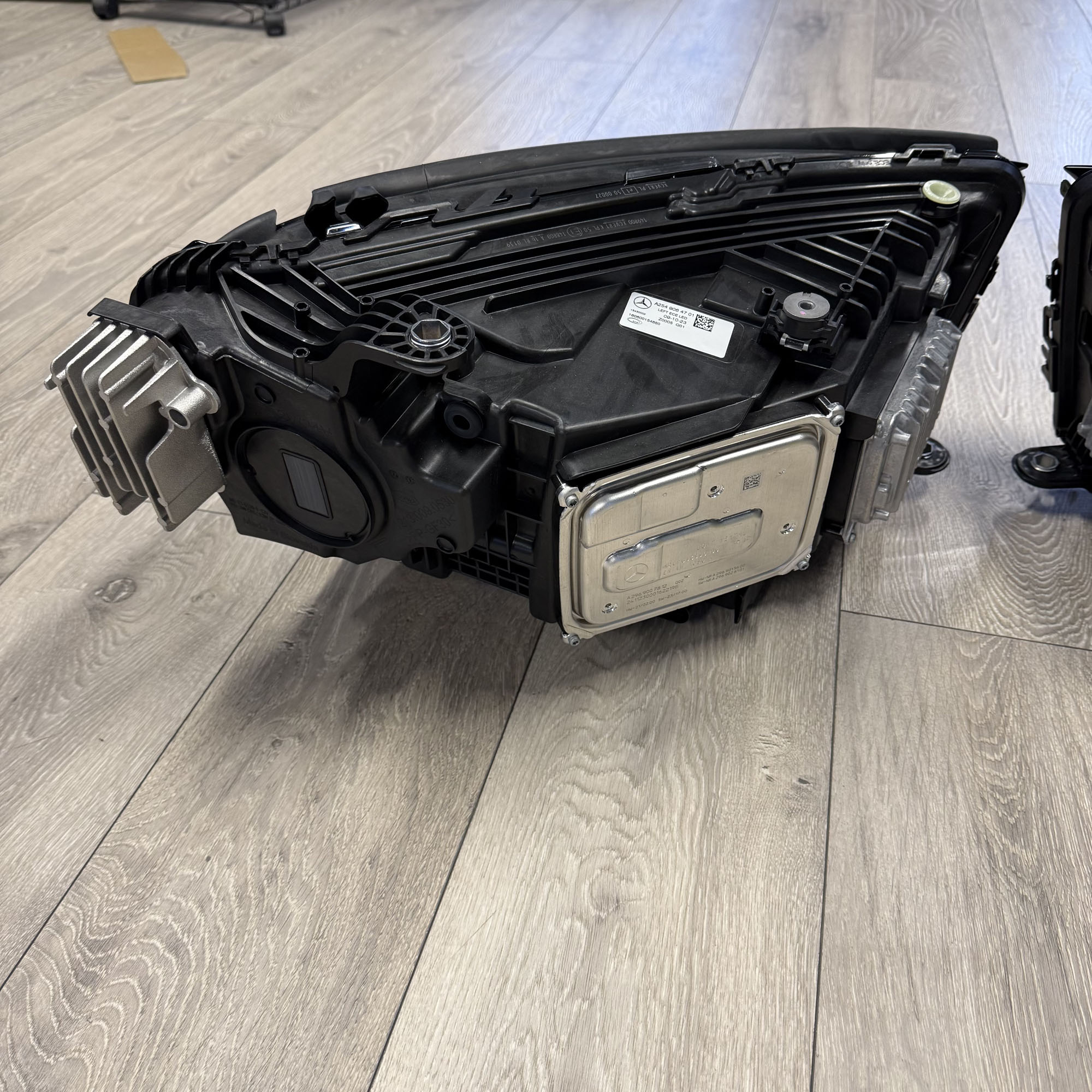 Mercedes - Benz GLC X254 C254 Digital Light Headlights Set