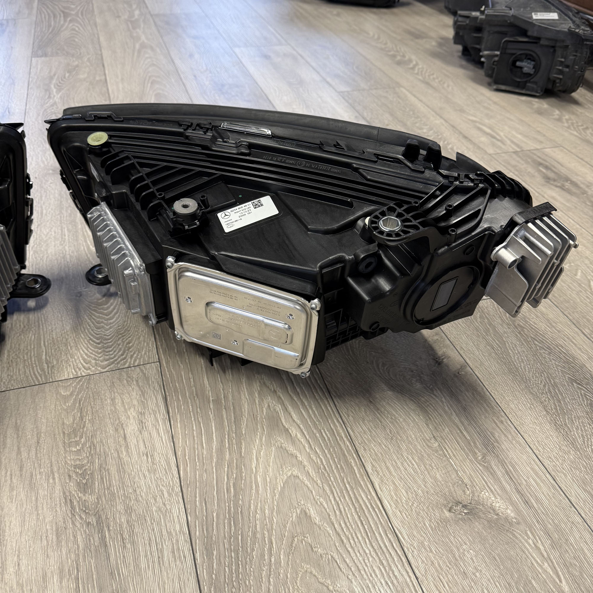 Mercedes - Benz GLC X254 C254 Digital Light Headlights Set