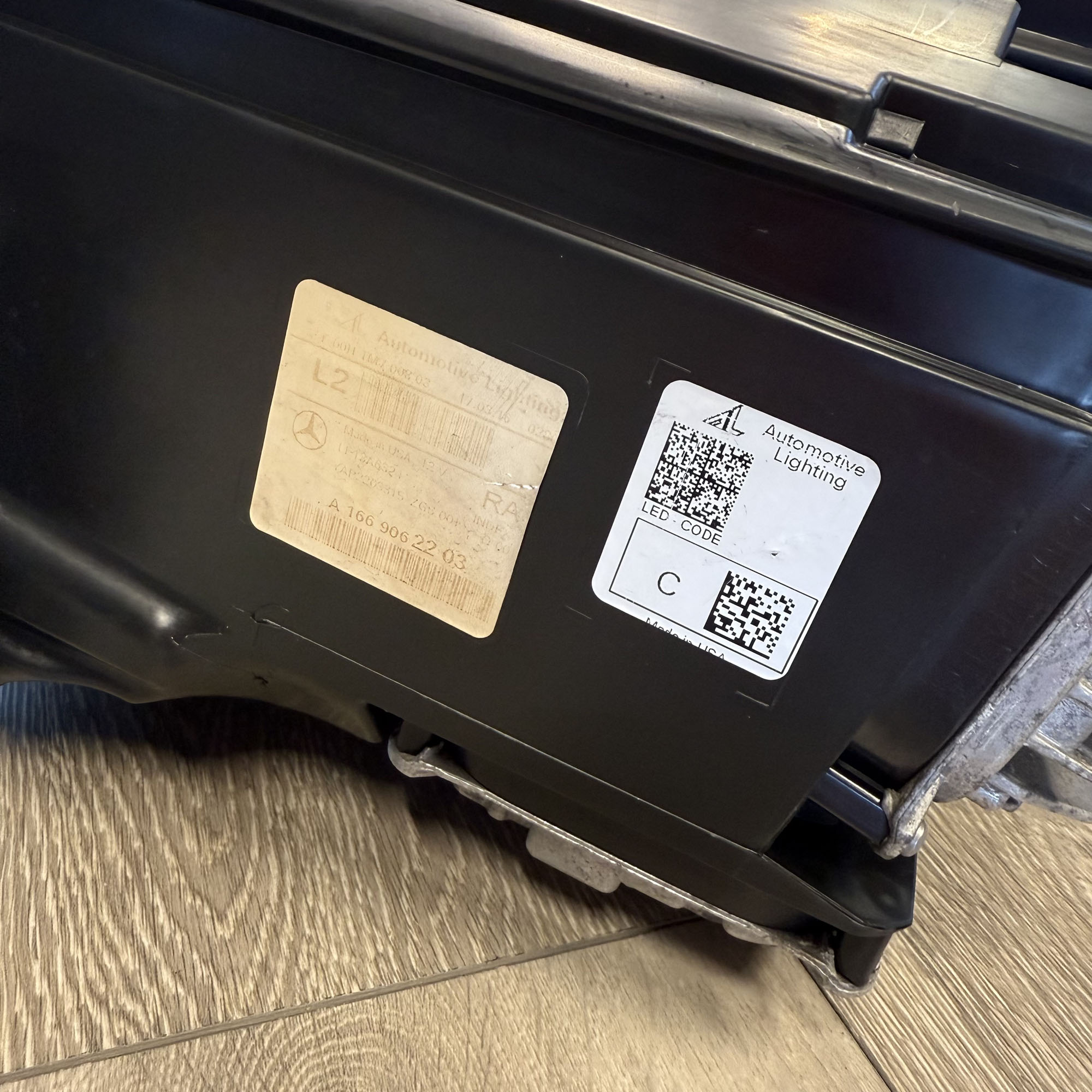 A1669062203 GLE W166 Intelligent light system Žibintas