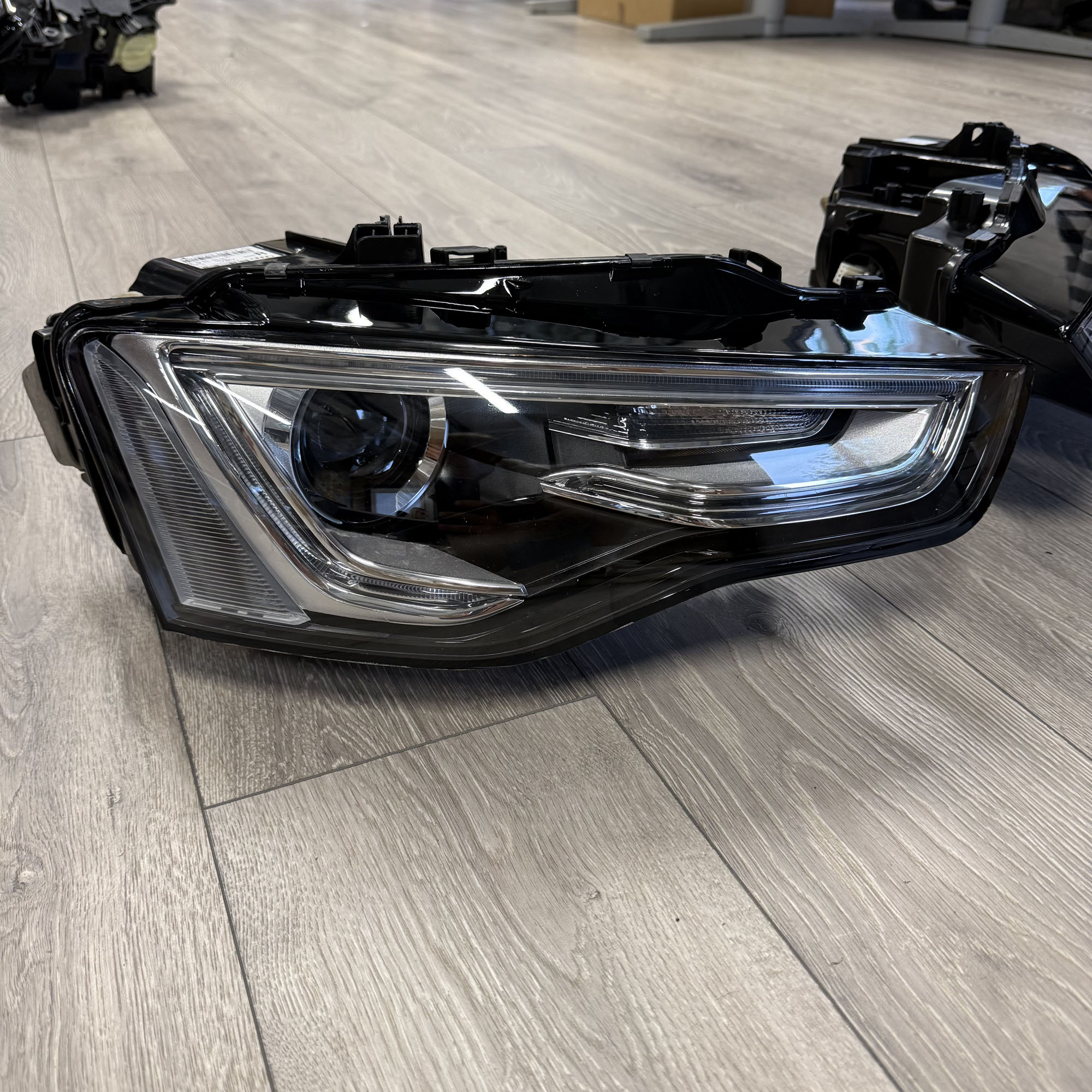 Audi A5 Coupe Headlights